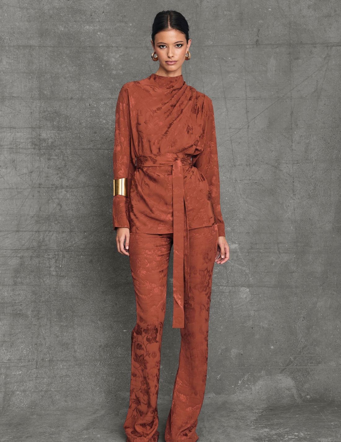 Closed neck blouse : INVITADISIMA