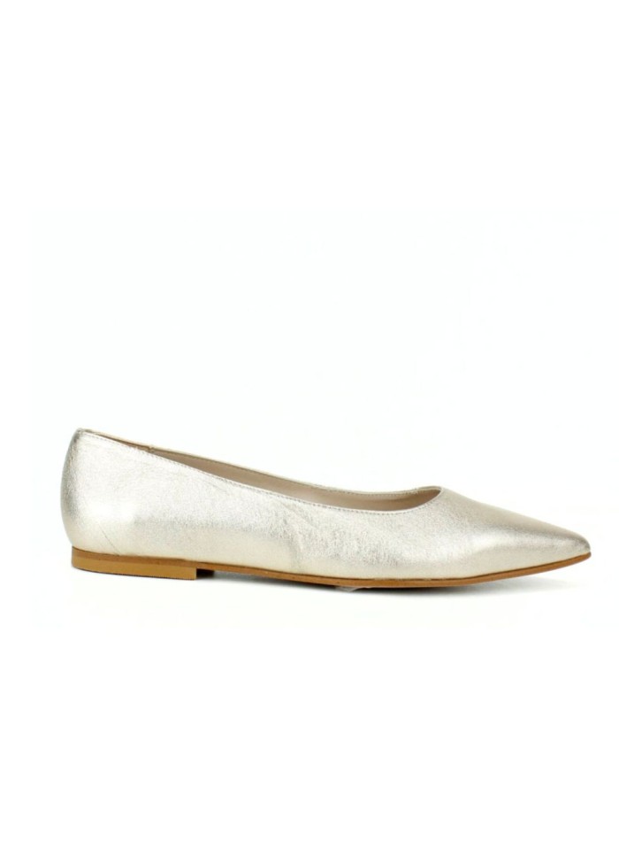 Metallic leather flat ballerina | INVITADISIMA