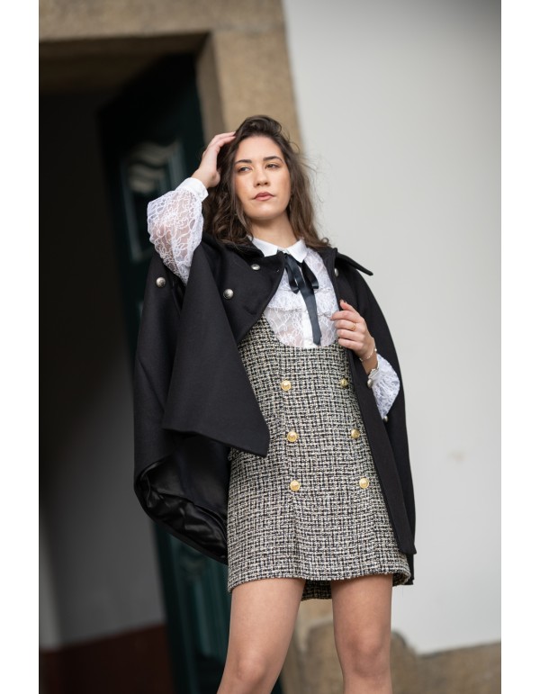 Capa de fiesta corta azul marino en gasa para bodas | INVITADISIMA