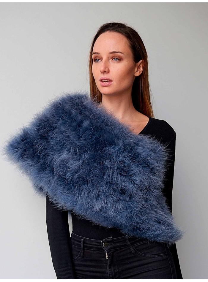 Long stole made of natural ostrich feathers | INVITADISIMA
