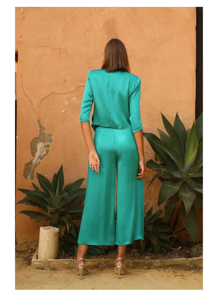 Midi set with gathered V-neckline for guests | INVITADISIMA