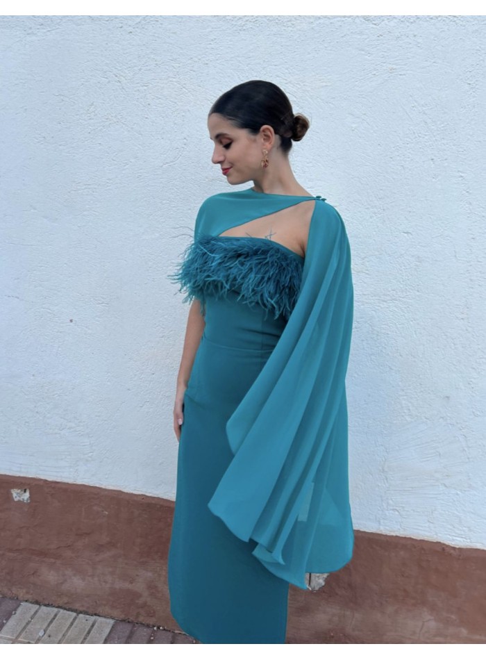 Short party cape in chiffon of various colours | INVITADISIMA