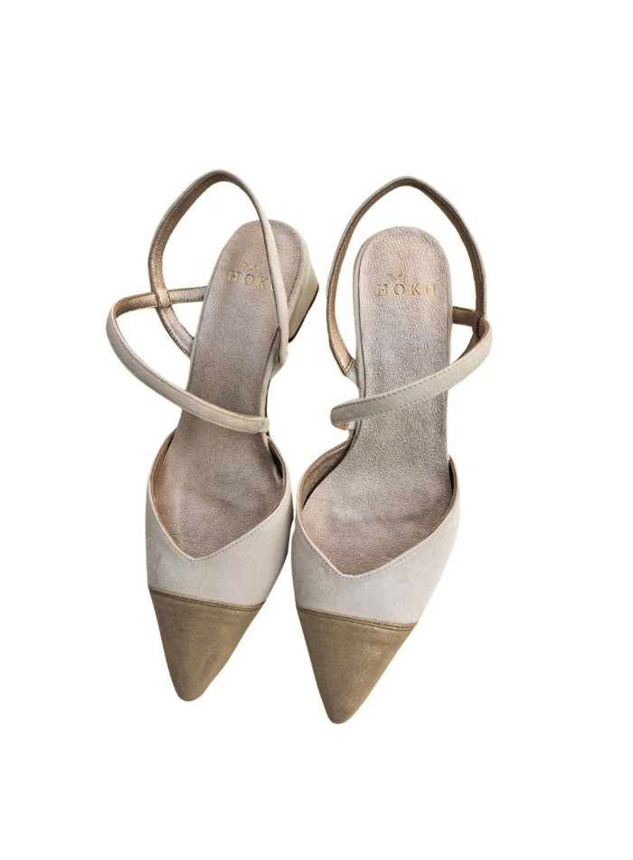 Beige suede party shoes | INVITADISIMA