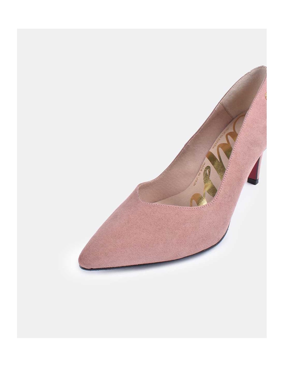 Zapato de invitada en ante rosa palo para bodas | INVITADISIMA